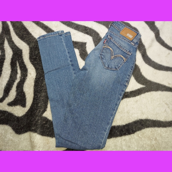 Levi's | Jeans | Levis Low Rise Skinny Blue Jeans | Poshmark